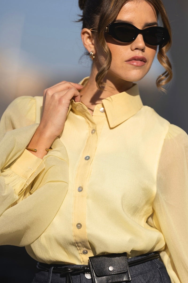 BLUSA COM MANGAS ABALOADAS | SPACCIO BY CRISTINA – Daily Cristina Ferreira